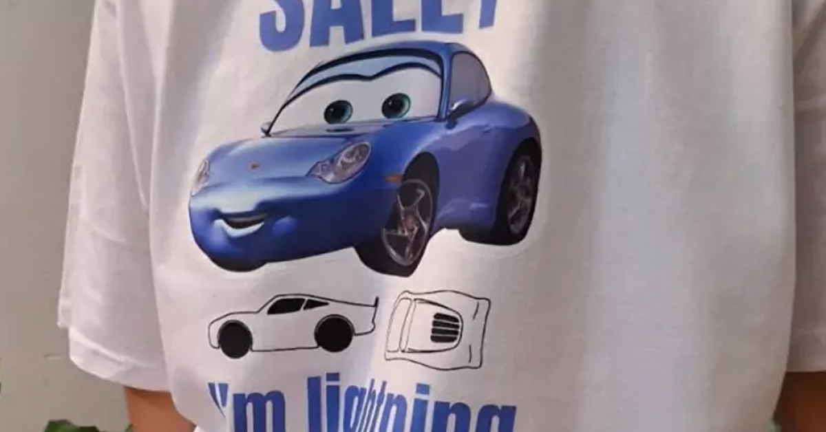 I'm Sally Cars Ön Arka Baskılı Unisex Beyaz T-shirt